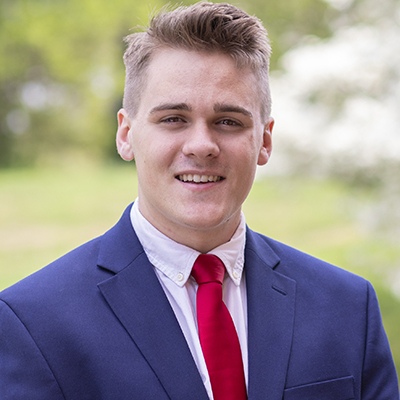 Chancellor’s Scholarship Program nurtures special connections | SIU ...