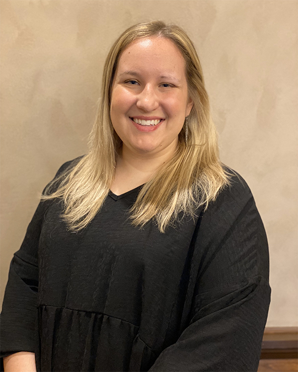 For Sydney Mott, scholarships help bridge the gap from SIC to SIU | SIU ...